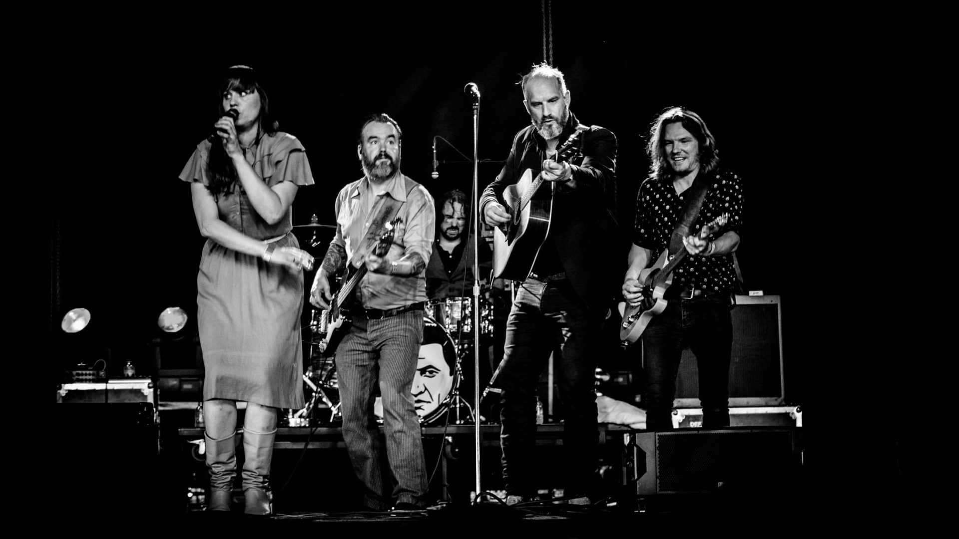 DEF AMERICANS - PAARD