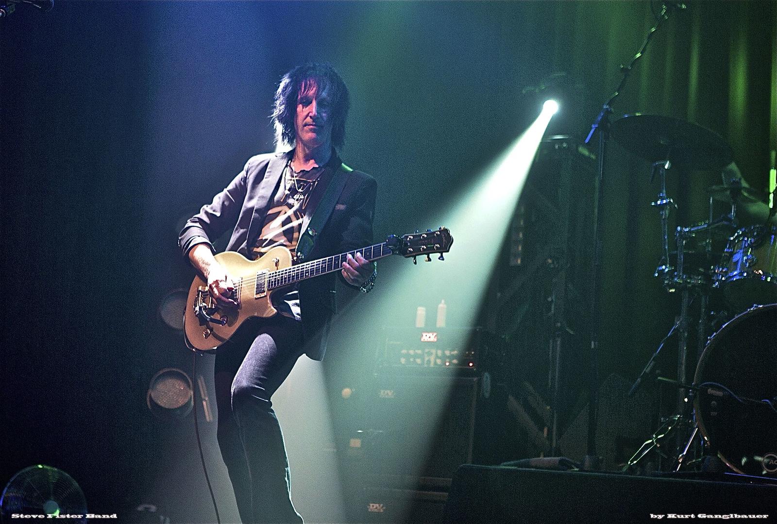 STEVE FISTER BAND - PAARD